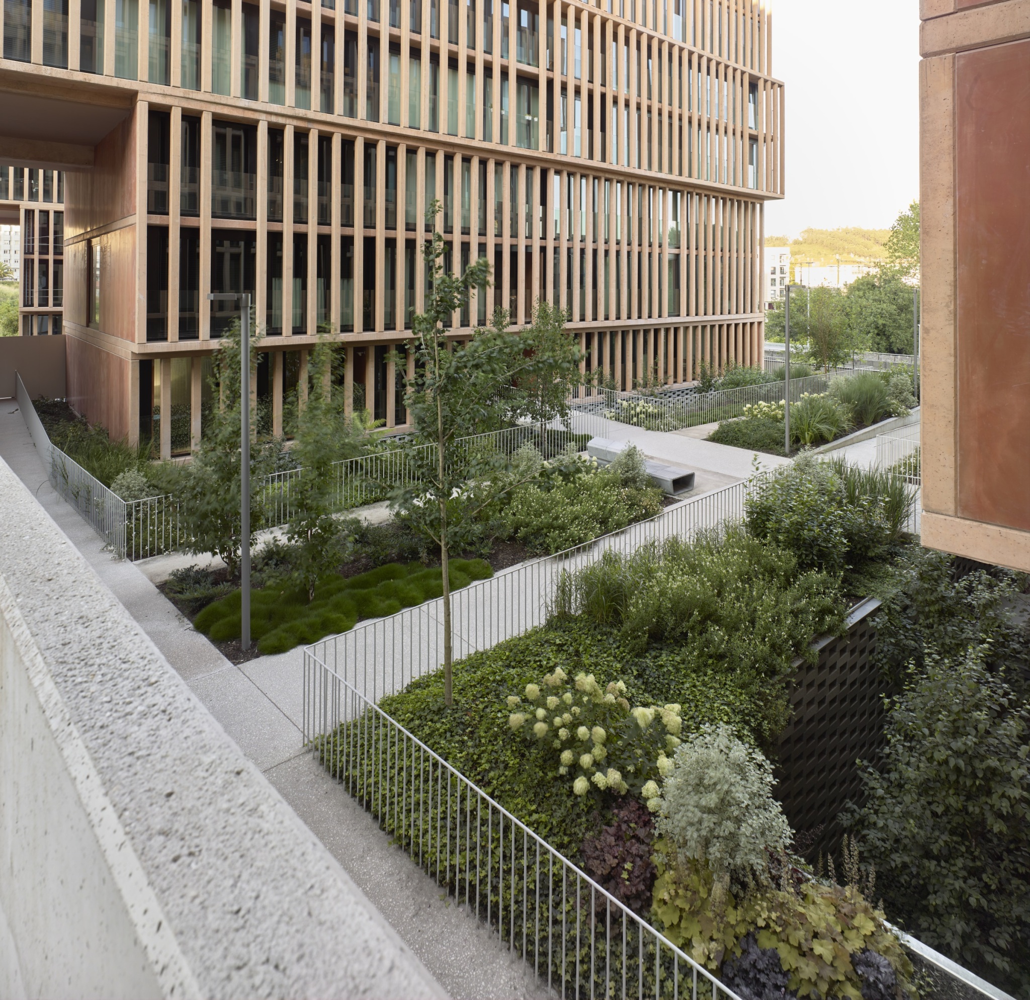 Cornes Residencial by Orza paisajismo – mooool