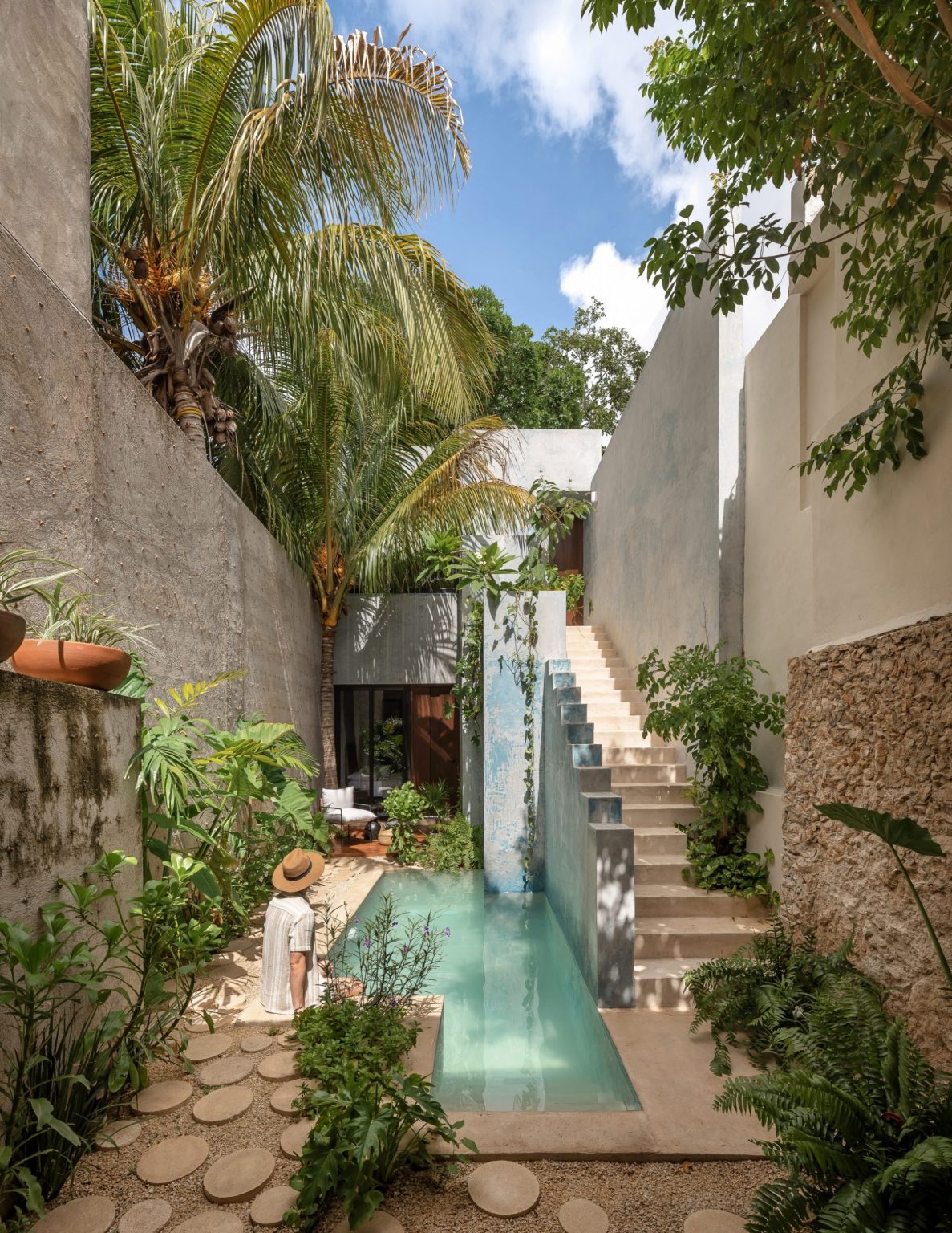 Casa Lorena by Workshop, Design + Construction – mooool