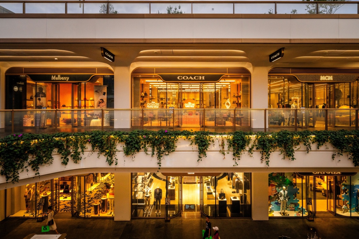 成都SKP：一场全方位的空间战役 / 黑白之间设计 – mooool木藕设计网