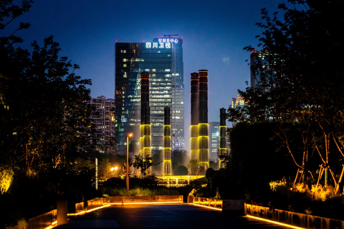 成都SKP：一场全方位的空间战役 / 黑白之间设计 – mooool木藕设计网