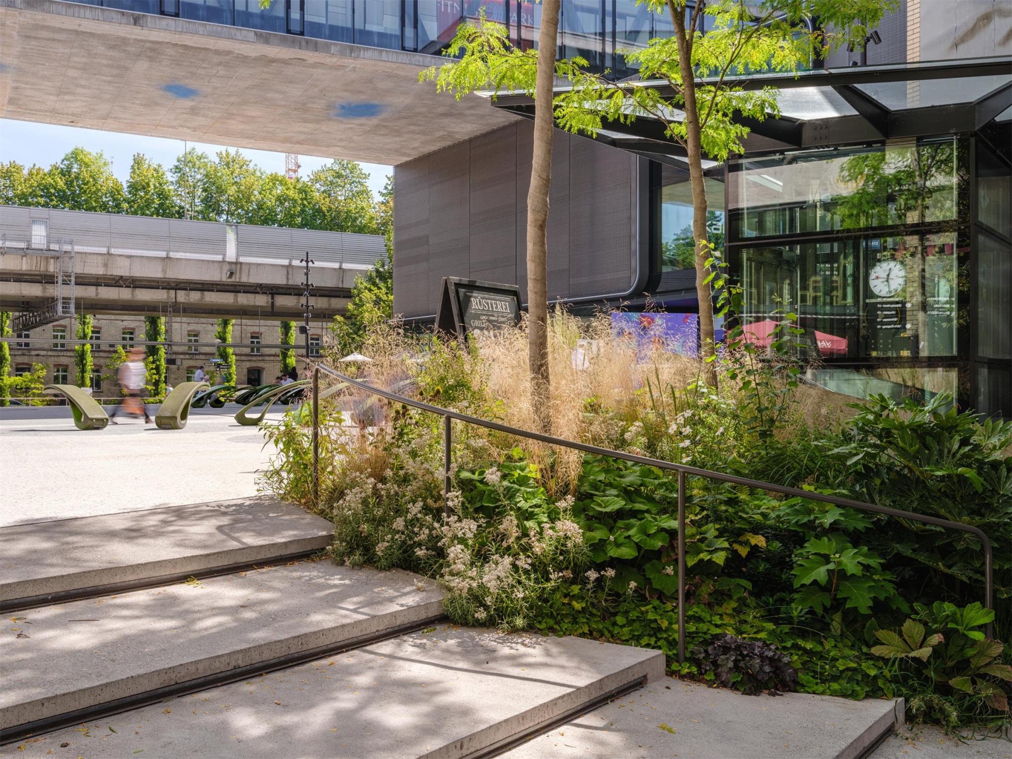 Renovation of the Sihlcity Area, Zurich by Neuland ...