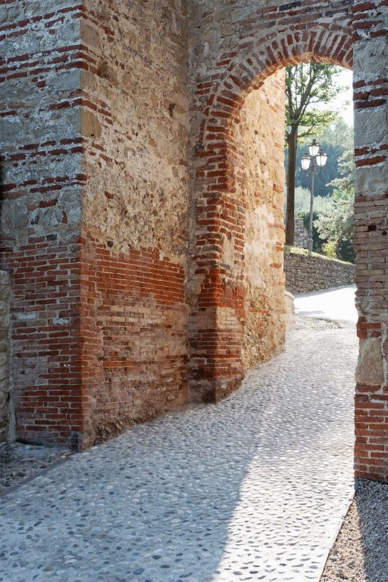 意大利科尔马利翁城门修复 / Studio Bressan – mooool木藕设计网