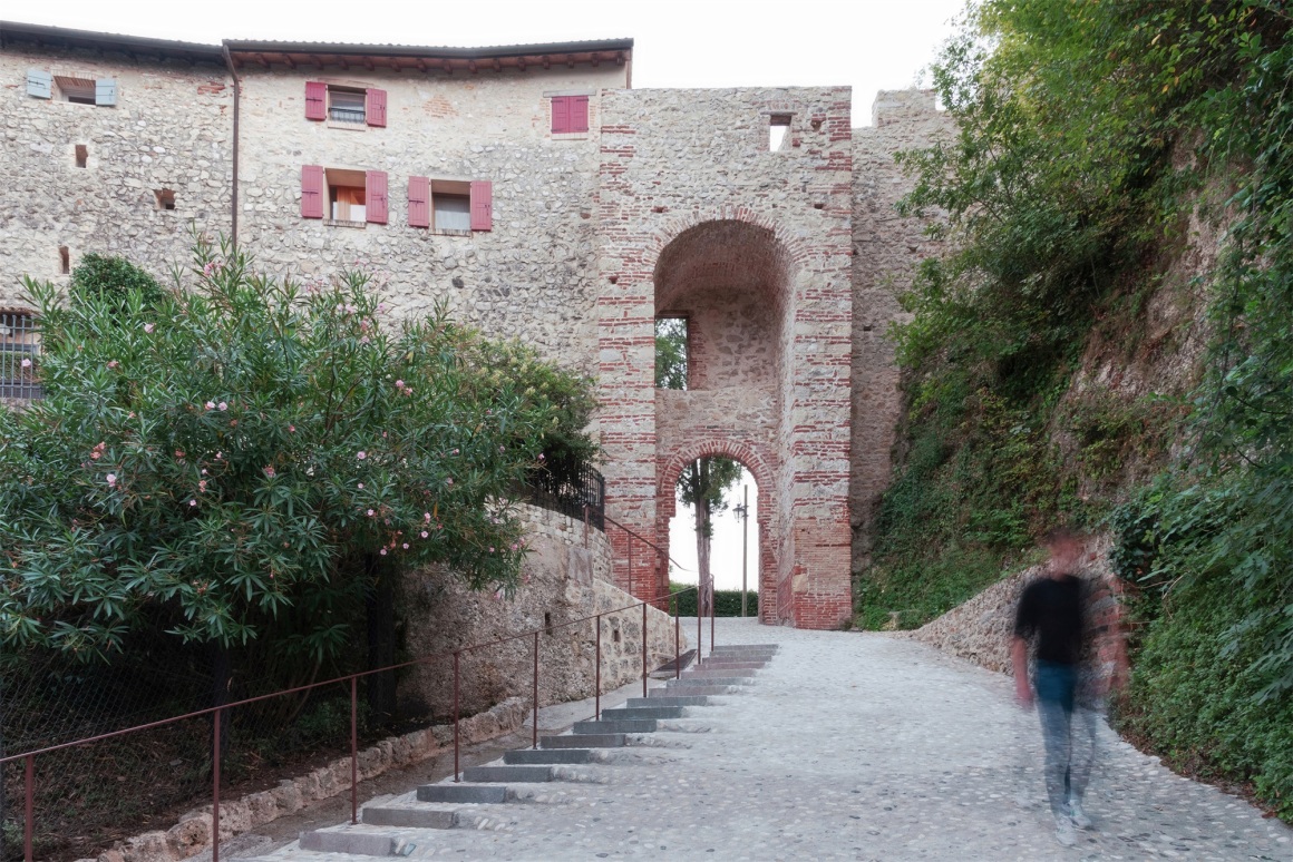 意大利科尔马利翁城门修复 / Studio Bressan – mooool木藕设计网