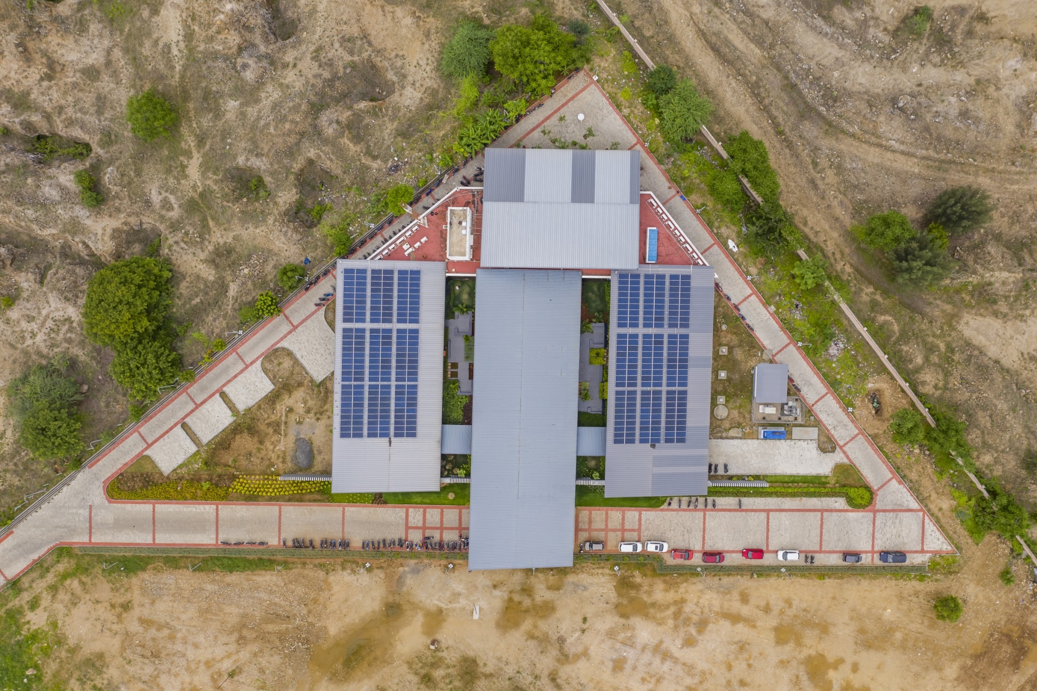 印度 VEE 科技公司办公楼环境设计 / IMK Architects – mooool木藕设计网