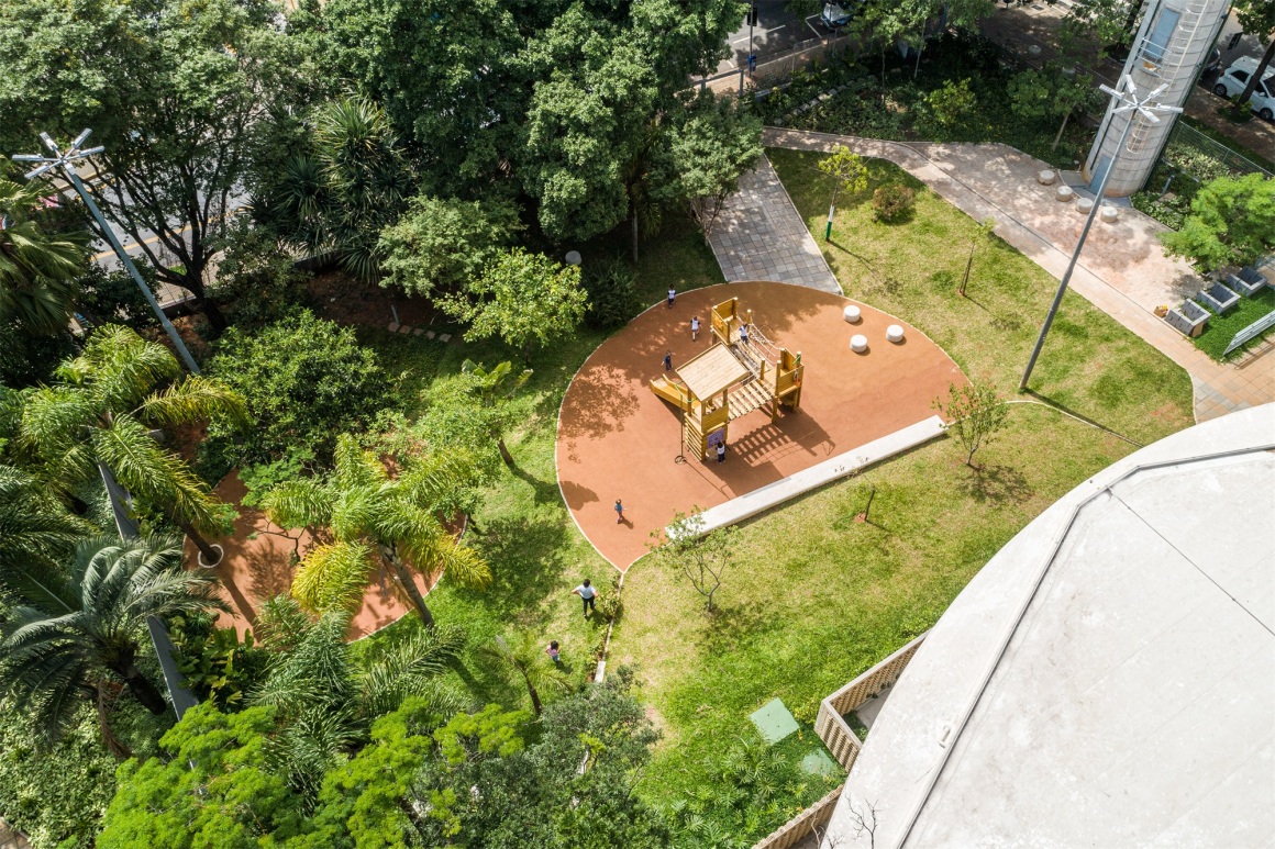 “公园学校”，市立幼儿教育校园 / Gabriella Ornaghi and Bianca Vasone Arquitetura da ...