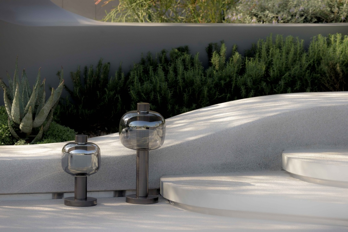 Luxelakes-C19 Hong Hu Lakeshore by JTL Gatlin – mooool