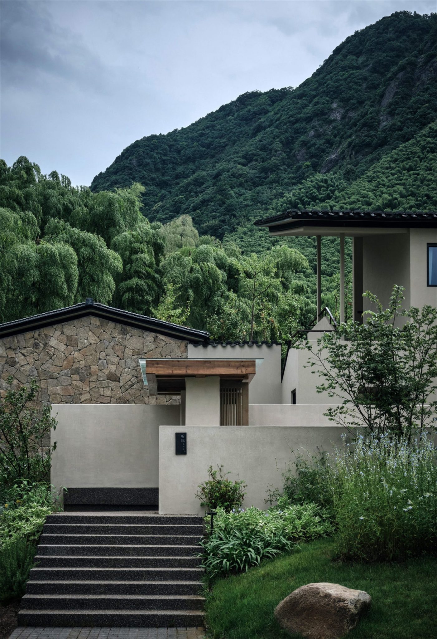 Yaza野在山川度假酒店 / 赵扬建筑 – mooool木藕设计网