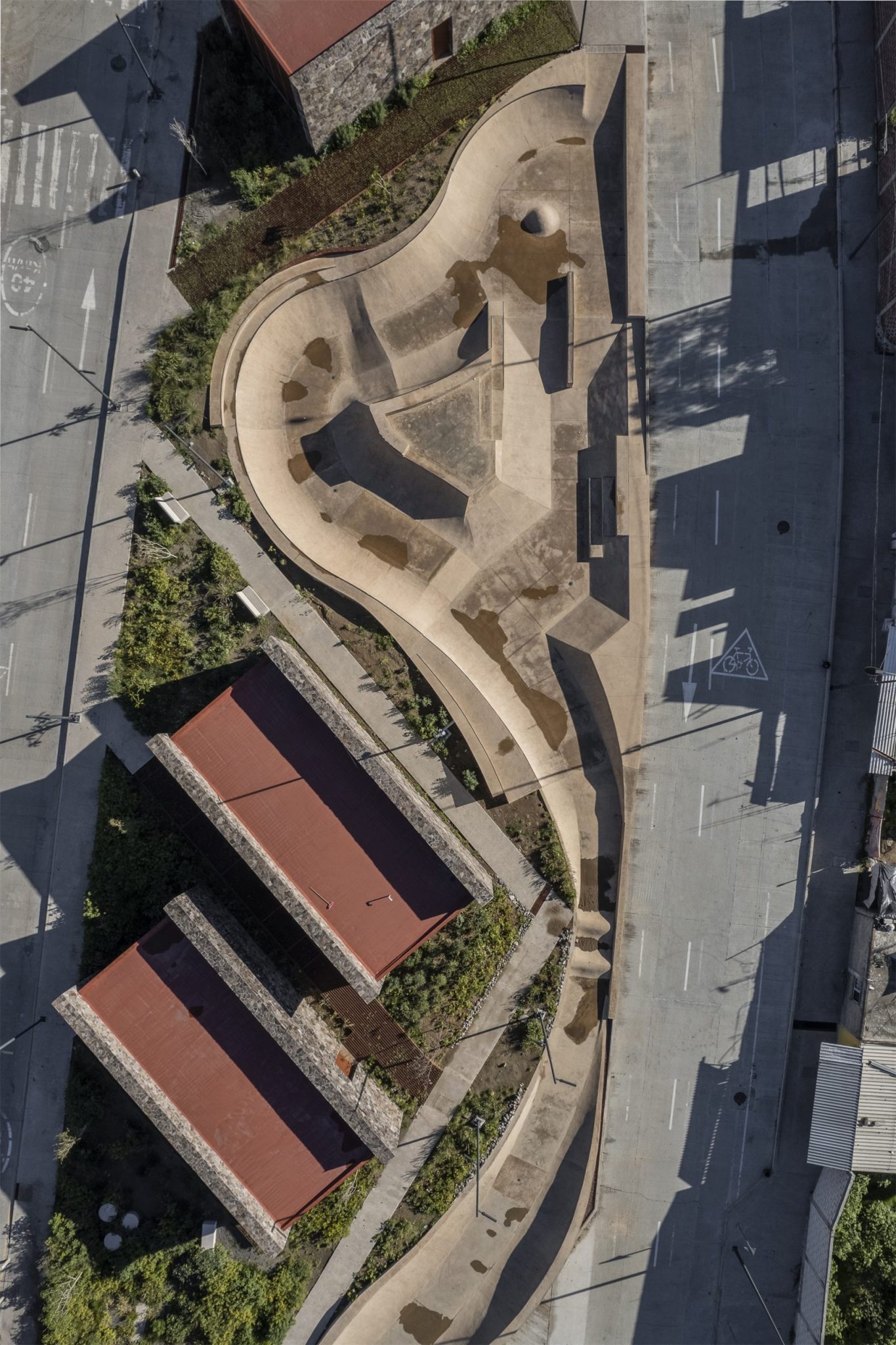 拉卡梅拉文化中心 / ÁGORA – mooool木藕设计网