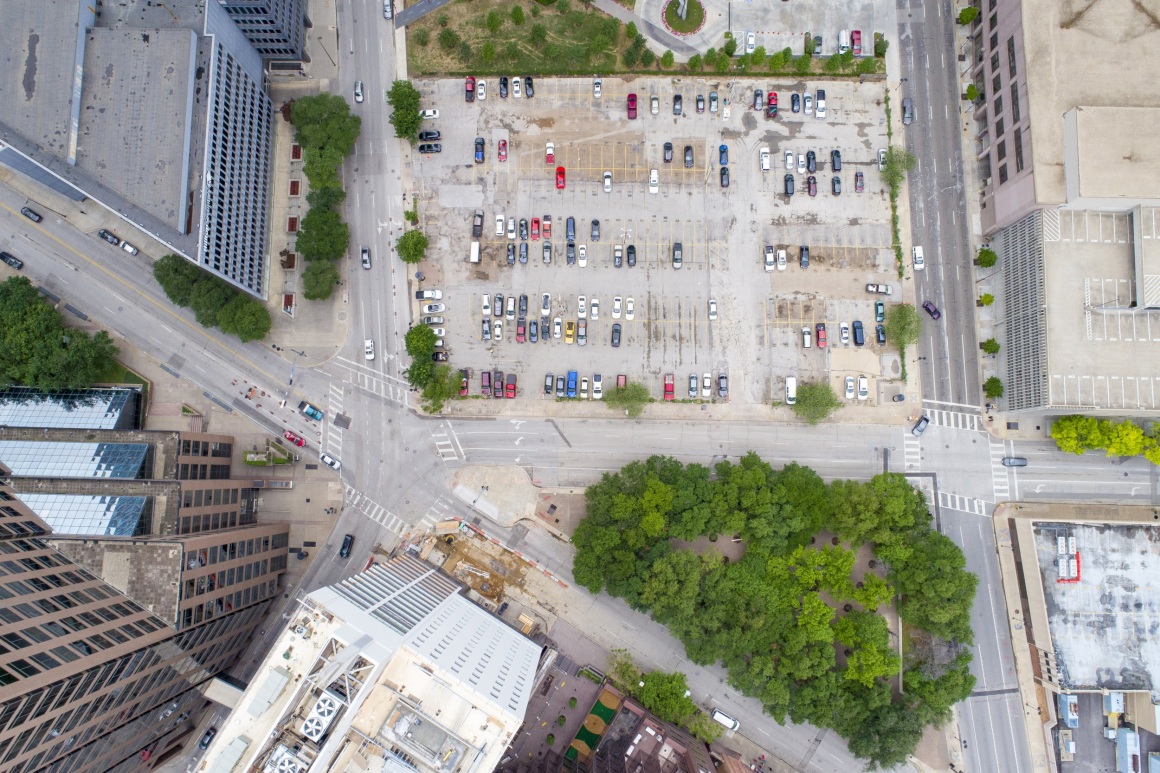 城市闲置空间的华丽转身 | 达拉斯市中心最新的城市绿洲：太平洋广场 / SWA Group – mooool木藕设计网