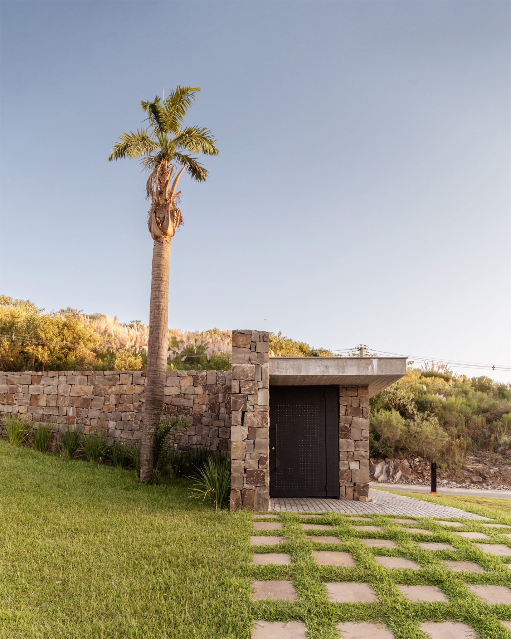 TKA Esplanade by naE – mooool