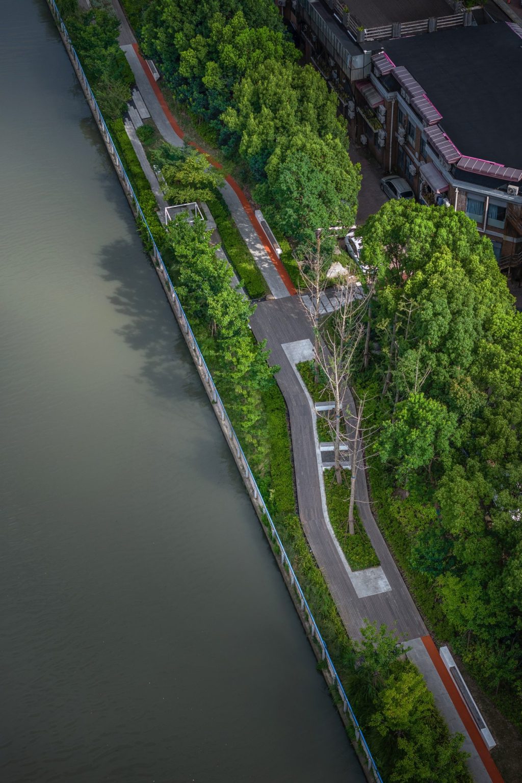 重构生活的岸线：金桥曹家沟滨河景观更新设计 / VIA维亚景观 – mooool木藕设计网