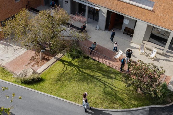 Aranya Jingshanling Central Town Landscape (Shanjing LOFT) by Z’scape – mooool