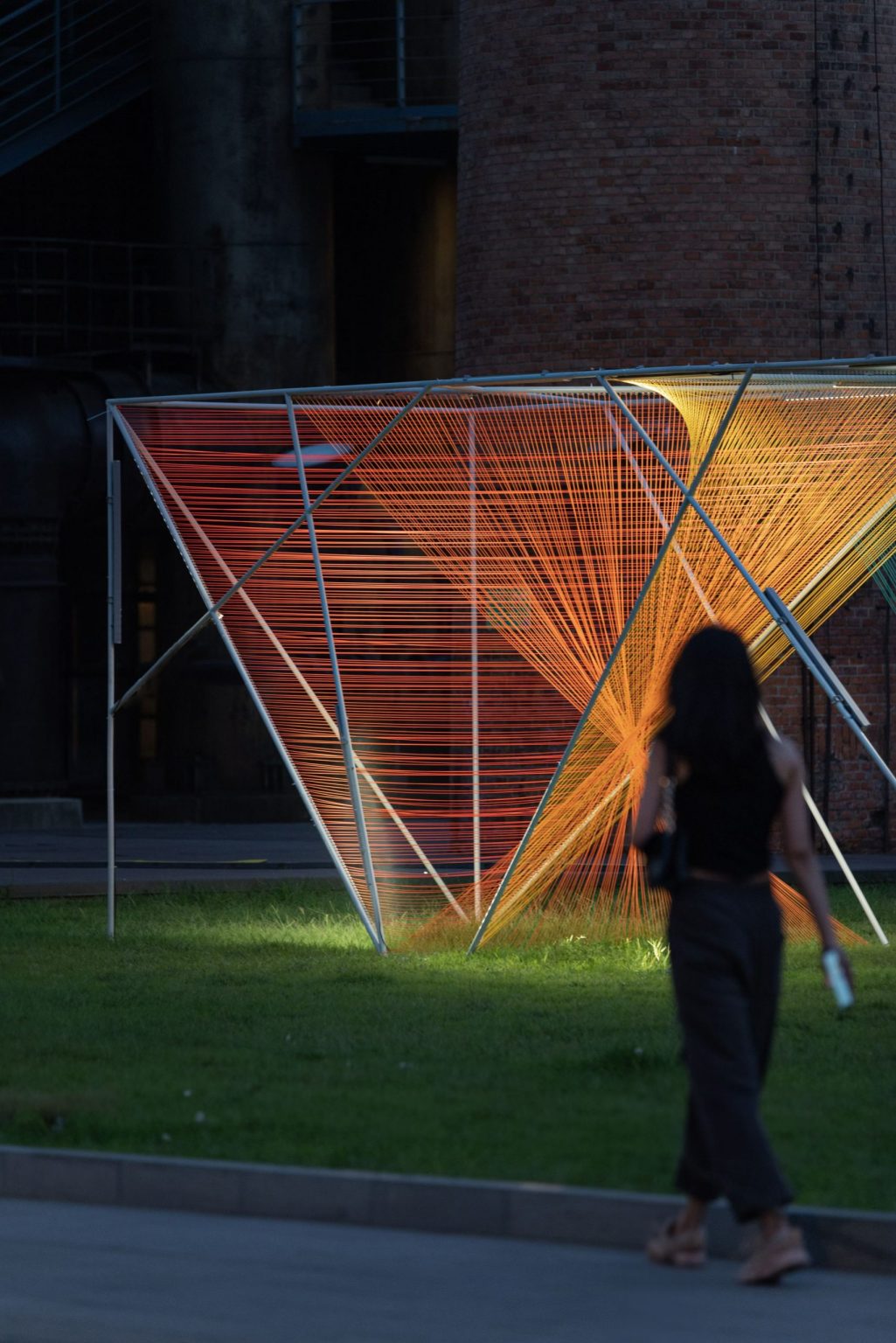 2023北京戏剧节艺术装置-《光织》/ MARS星球建筑 – mooool木藕设计网