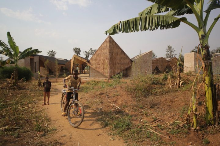 卢旺达社区和教育中心 / BE_Design – mooool木藕设计网