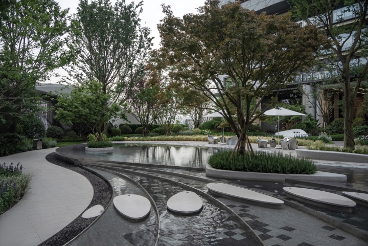 鸟羽落下的地方 | 重庆麓悦江城·悦集 / GVL怡境国际集团 – mooool木藕设计网