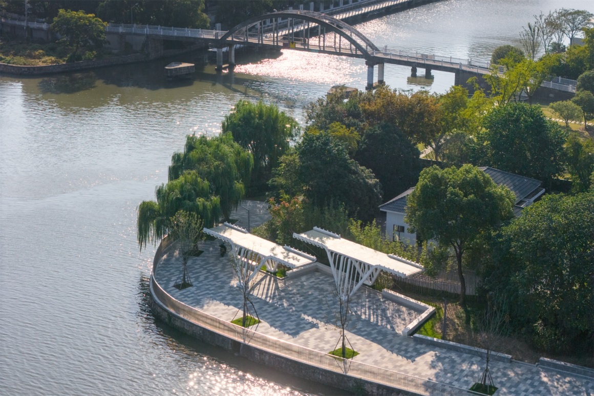 Kunshan Riverside Park by Beijing BLDJ Landscape Architecture Institute ...