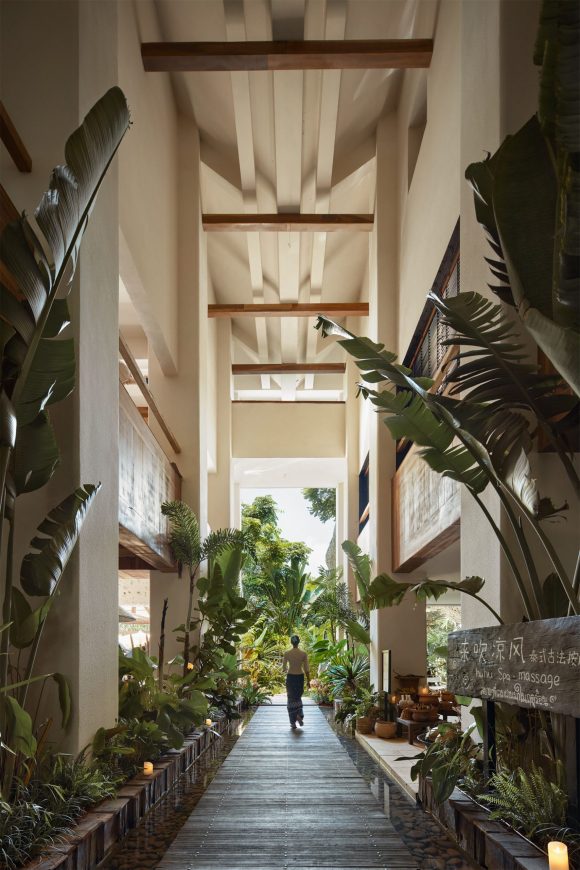 Chon Buri by Funs Design – mooool