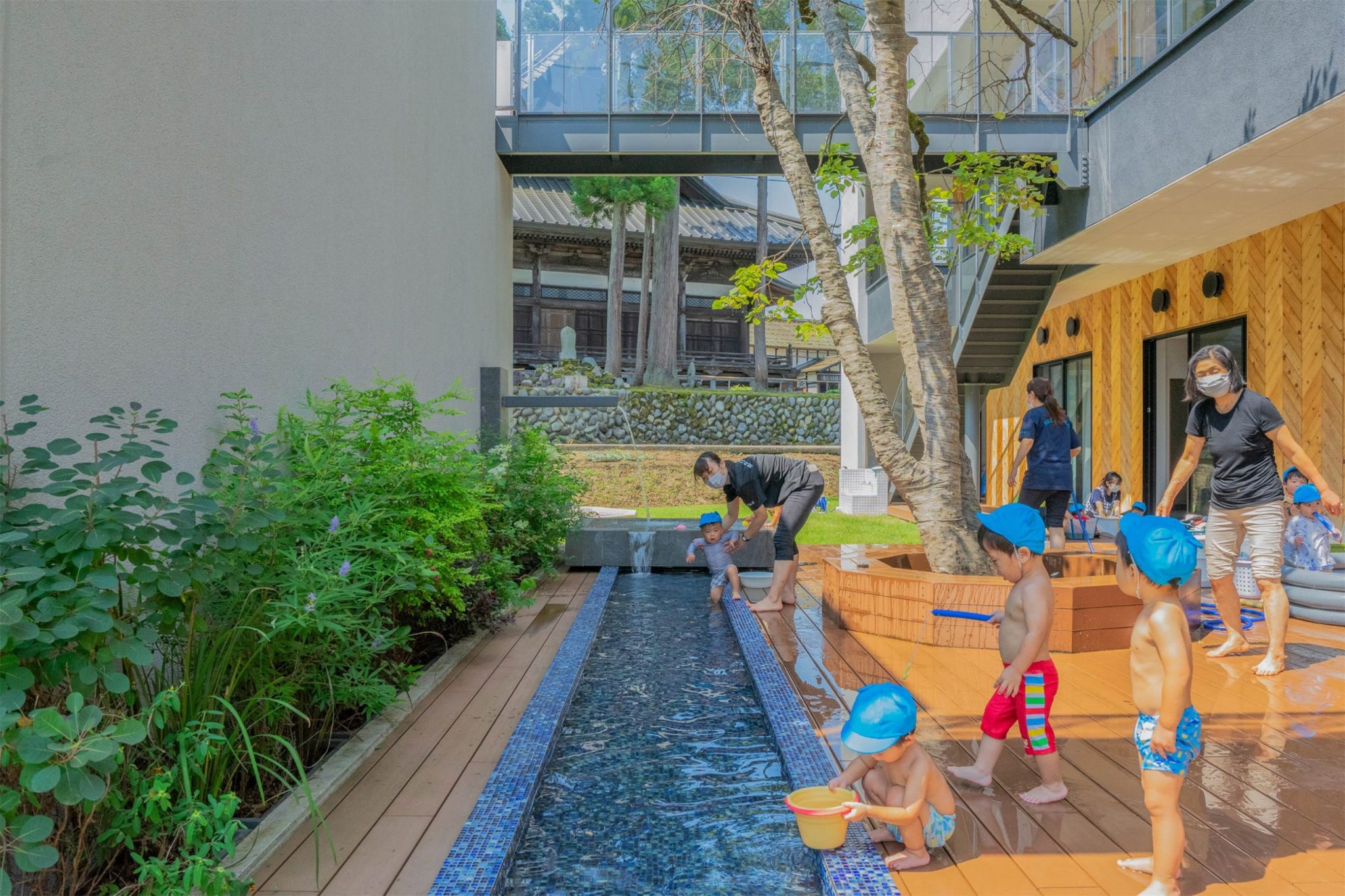 「雪洞」园舍，日本十日町 / HIBINOSEKKEI + Youji no Shiro + KIDS DESIGN LABO – mooool木藕设计网