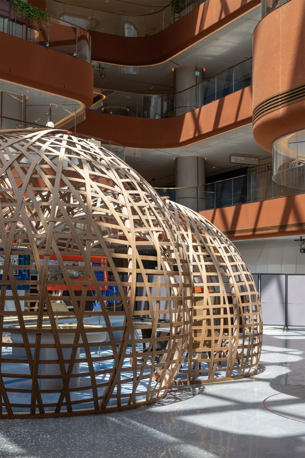 商场里的飞翔之旅 · “想飞”展览空间设计 / Napp Studio & Architects – mooool木藕设计网