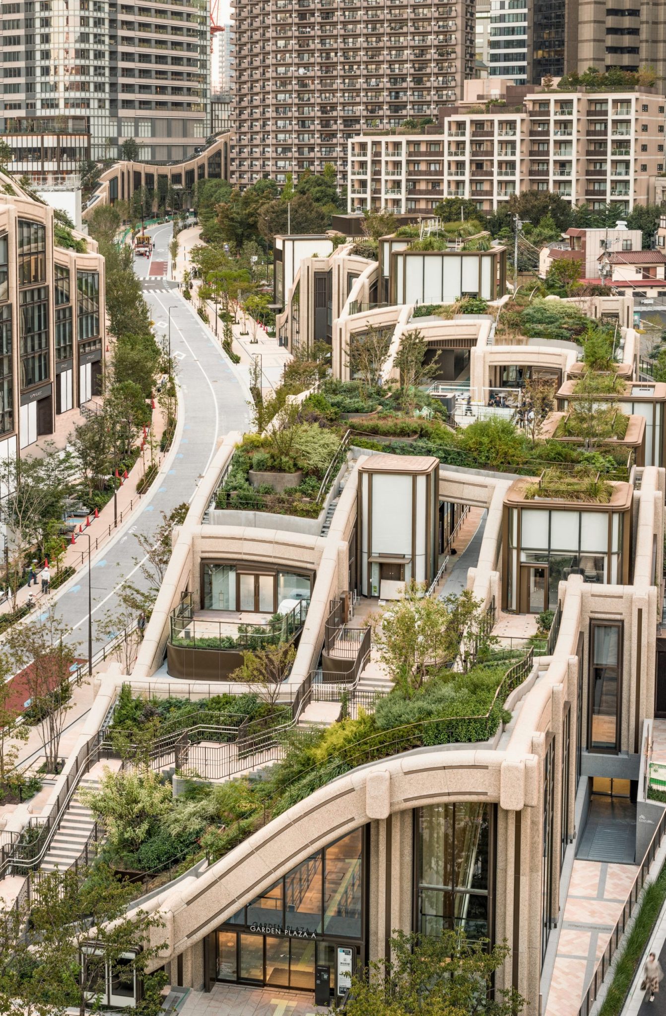 Azabudai Hills by Heatherwick Studio – mooool