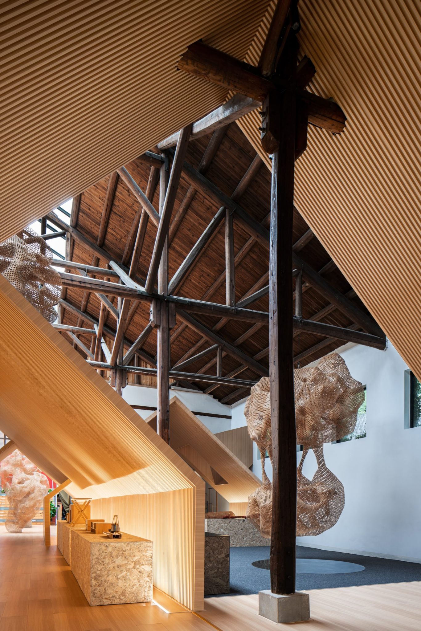 “Warehouse within a Warehouse” Exhibition Center and Media by Ray ...