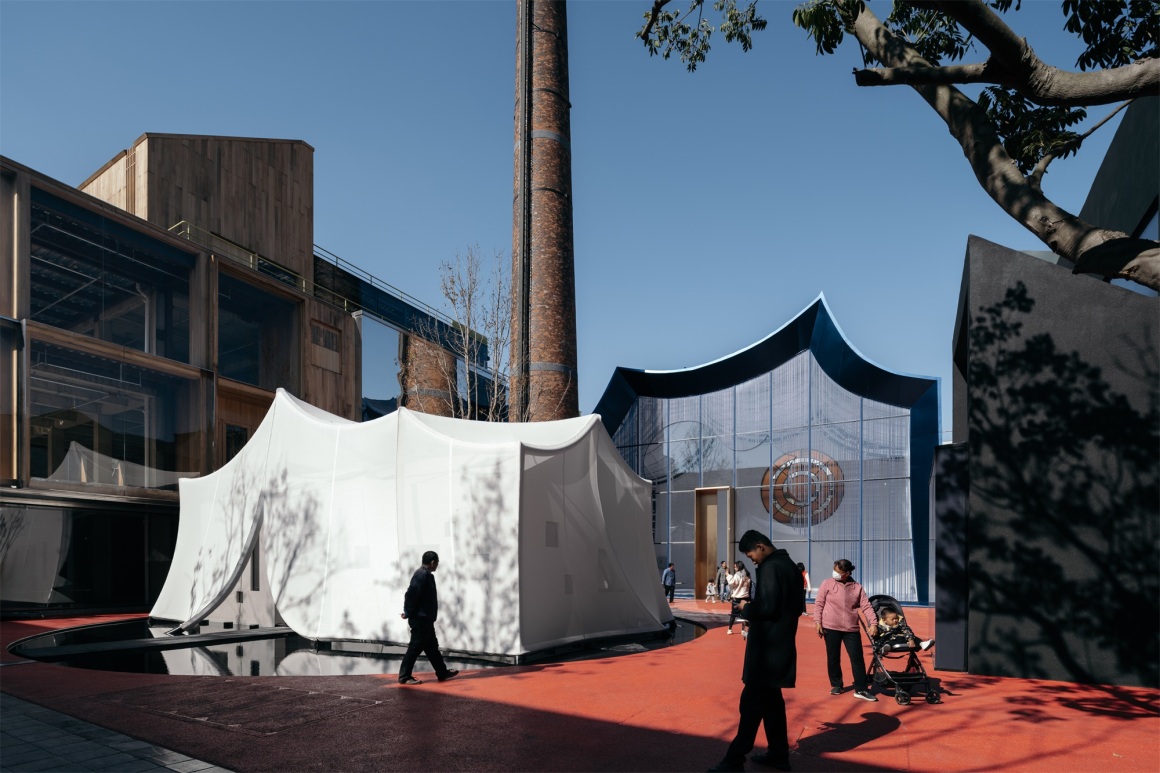 Blue Hills and White Cliff by Wutopia Lab – mooool