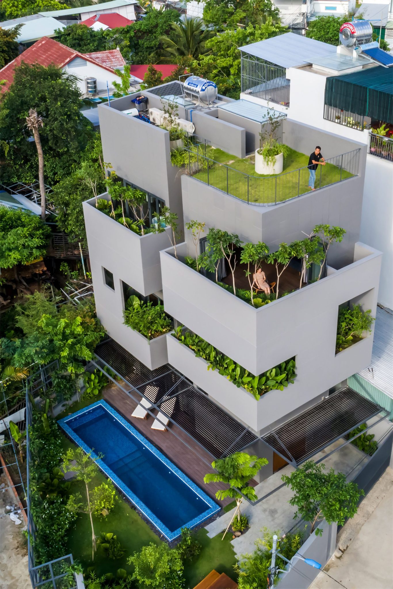 越南芽庄 · 碧屋，将绿色编织进房屋 / Pham Huu Son Architects – mooool木藕设计网