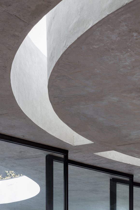 Halo House by Tamara Wibowo Architects – mooool