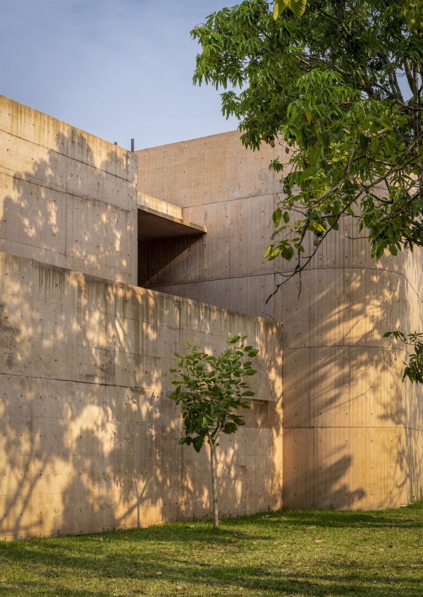 公共文化休闲空间 | 墨西哥 · 社区发展中心 / Centro de Colaboración Arquitectónica ...