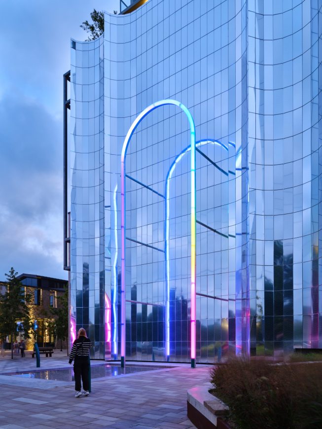 Hello, Hello 问候艺术装置 | 以新的方式点燃社交互动的火花 / Daily tous les jours – mooool木藕设计网