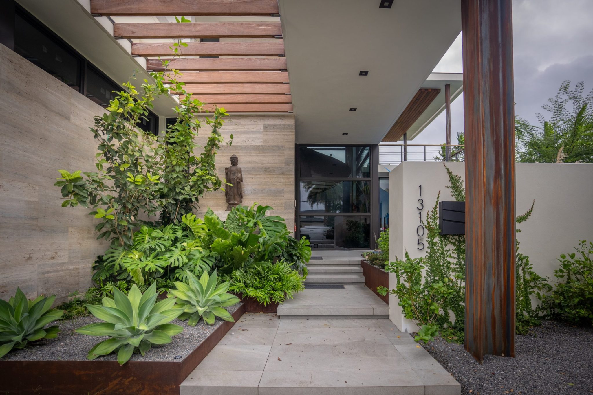 热带禅修度假屋 · 自然与宁静的结合 / Studio Arth – mooool木藕设计网