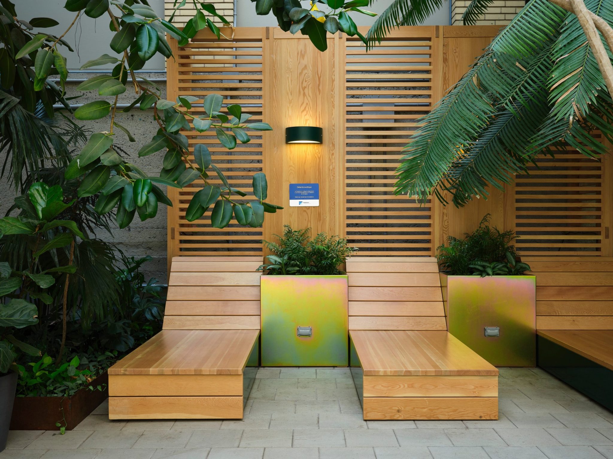 Collège de Maisonneuve · Jardin Intérieur by Taktik Design – mooool