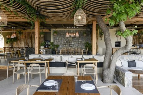 玛娜苏海滩酒吧与餐厅 / TAKA + PARTNERS – mooool木藕设计网