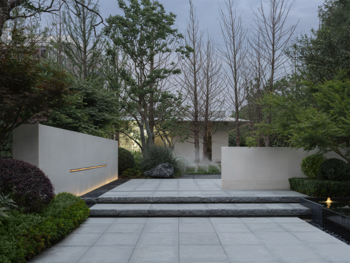 Poly investment promotion and light bright garden by Weimar Group – mooool