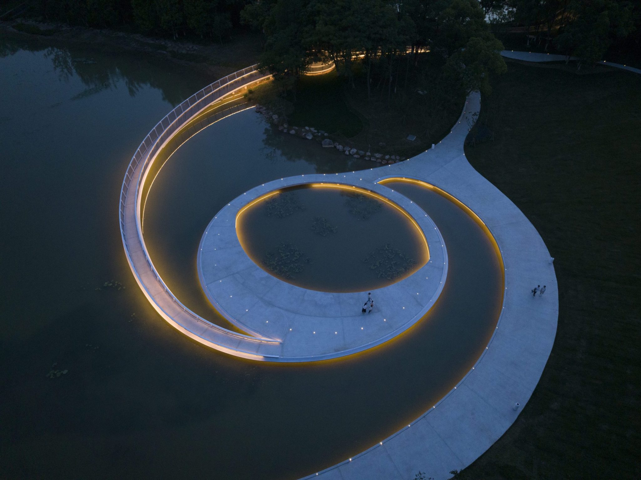 Landscape Architecture for the Lotus Heart Open-air Stage in Shenshan ...