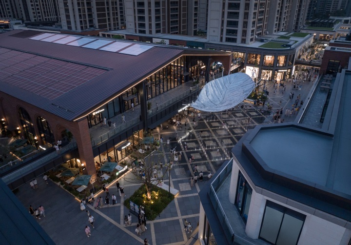 Yiwu Place Public Shopping Precinct by FLO Landscape Design – mooool