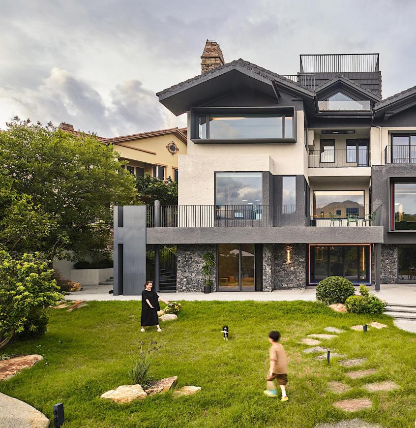 J PIus生活即教育 / 平衡空间 – mooool木藕设计网