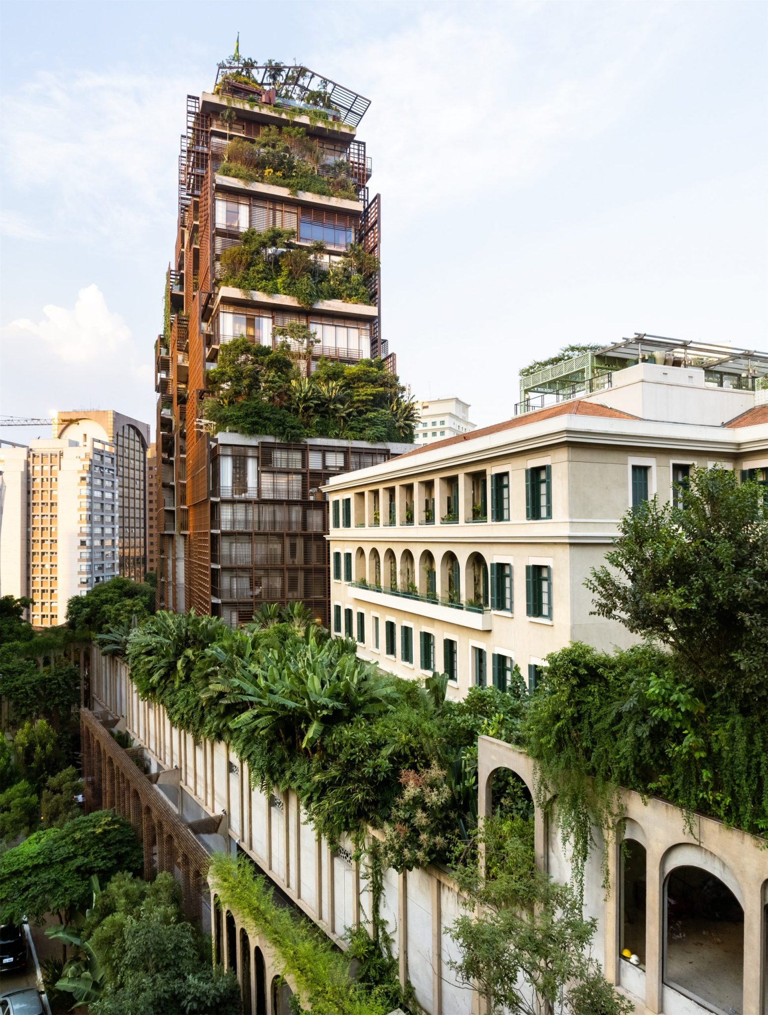 Torre Mata Atlântica by Benedito Abbud Landscape Architecture – mooool