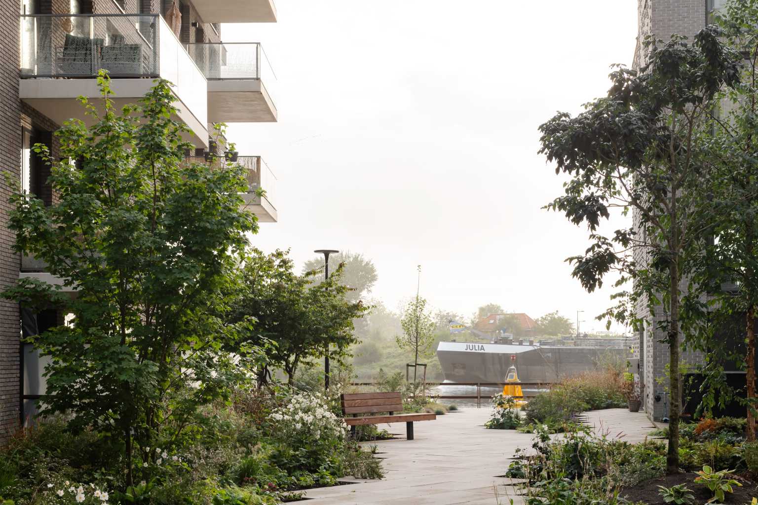 Cruquius Island Housing, Amsterdam by KCAP – mooool