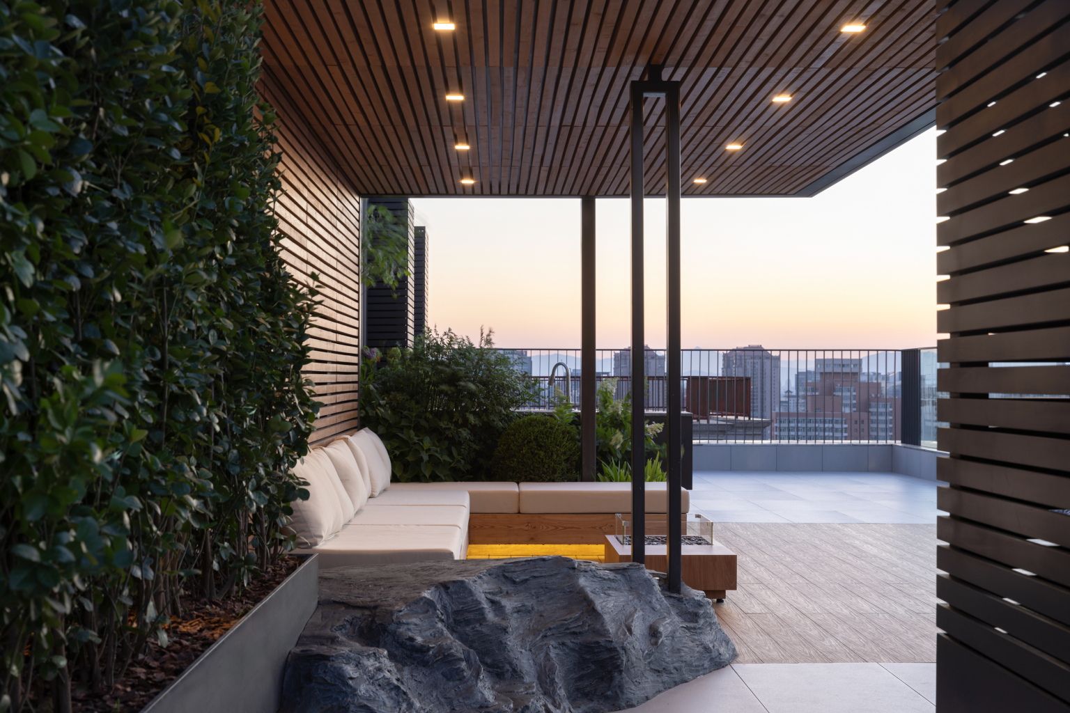 北京CBD屋顶花园设计 / 北京甲南园林设计事务所 – mooool木藕设计网