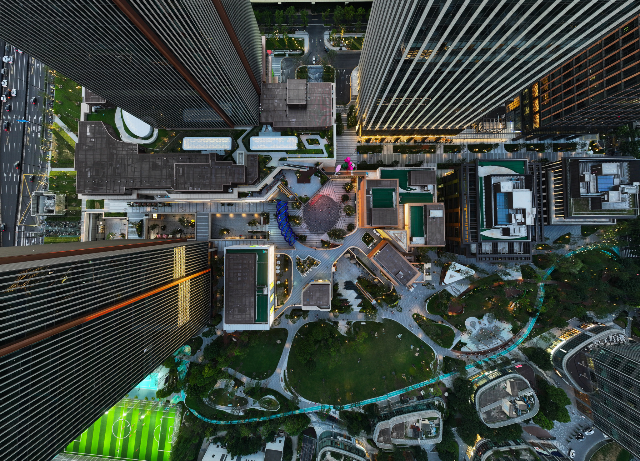 山林中城，上海徐汇万科广场景观实践 / THLA天华景观 – mooool木藕设计网