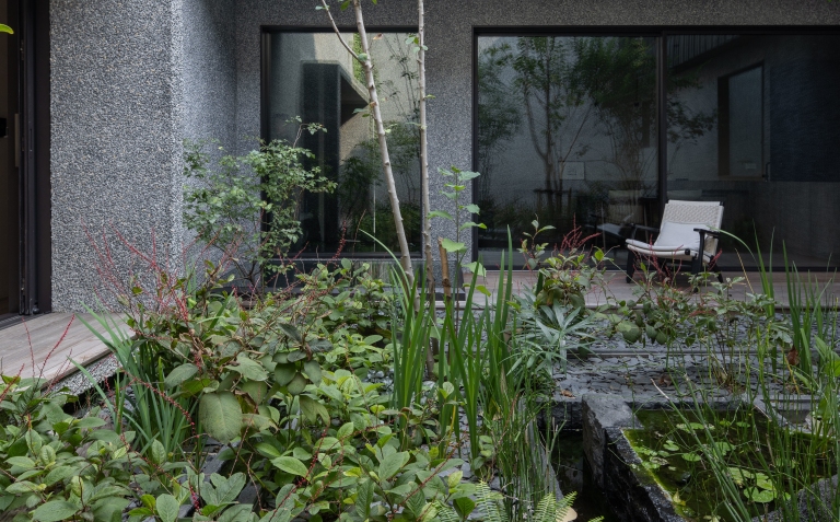 Jingzhai Private Garden by boll Design Studio – mooool