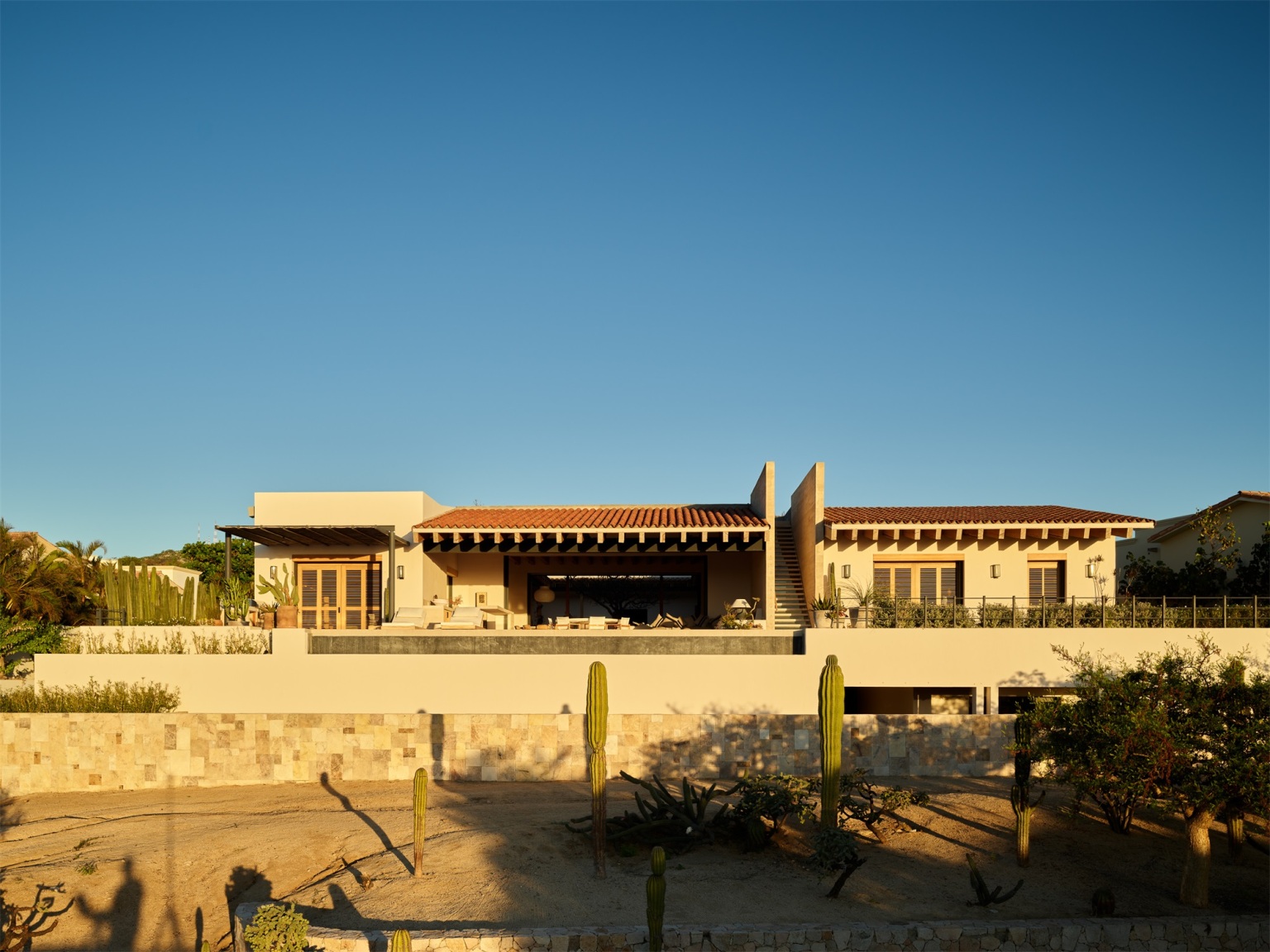 Casa Ananda住宅：以庭院为中心的沙漠度假胜地 / Yturbe Taller de Arquitectura – mooool木藕设计网