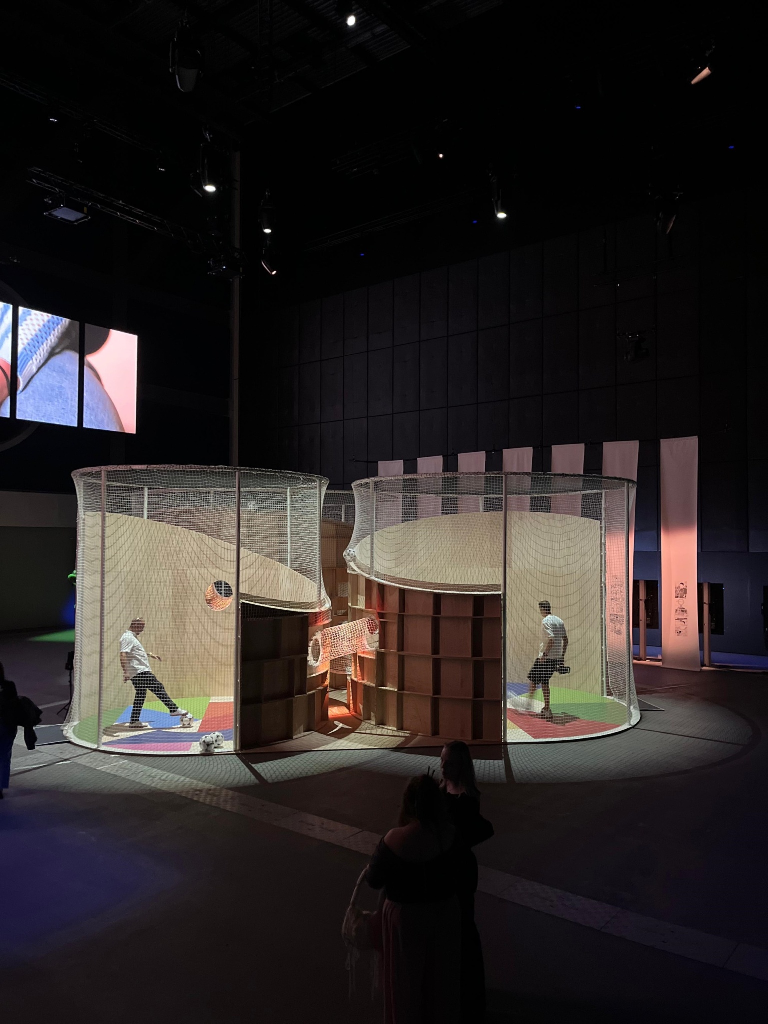 The Playmaker：灵感源自足球传奇Sandro Mazzola的互动装置 / Stefano Boeri Architetti ...