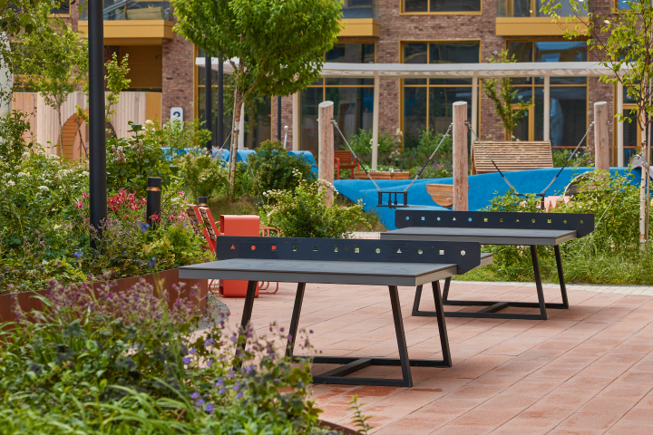 Courtyard of WOW Residential Complex by VESCH! – mooool